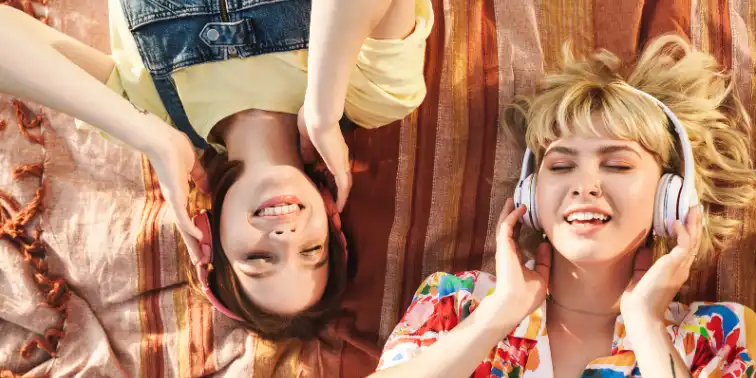 260 Pop Playlist Names for Every Mood and Moment